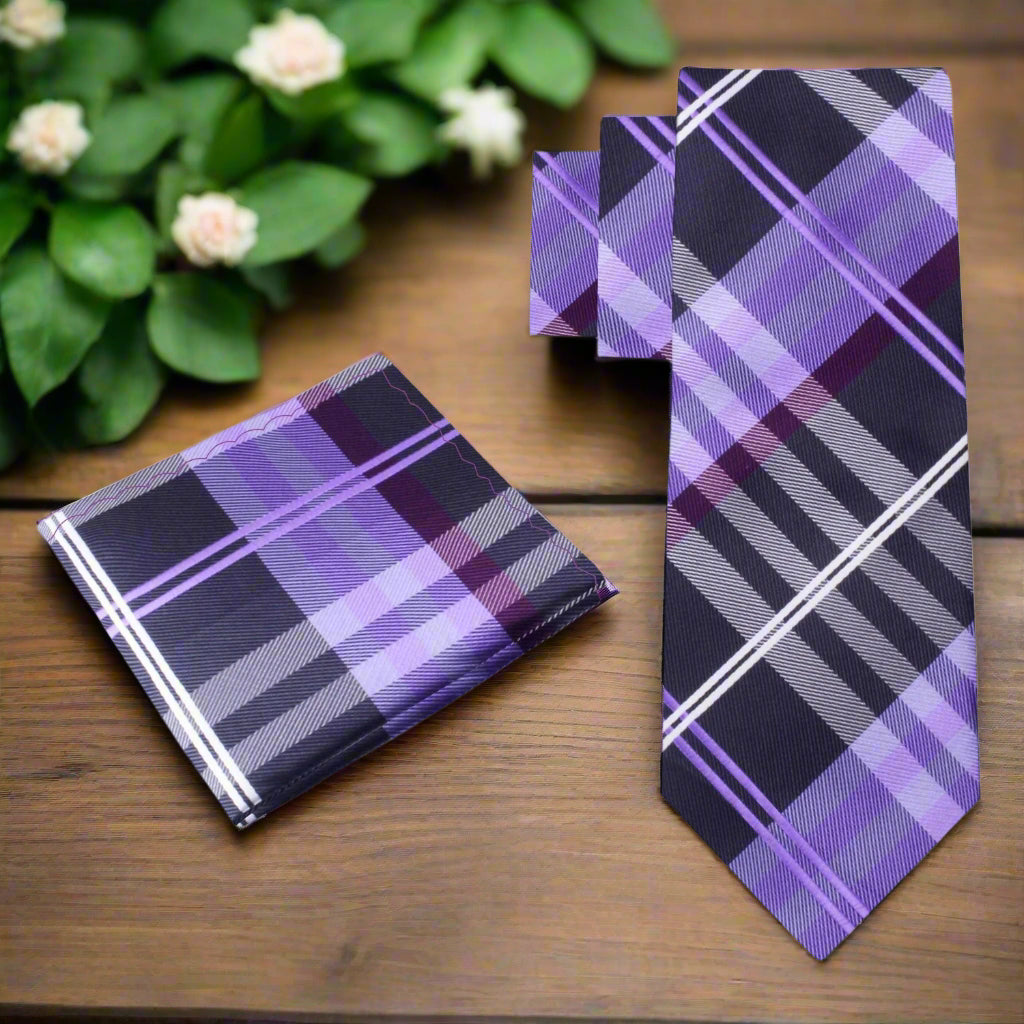 Accomplished Plaid Silk Necktie