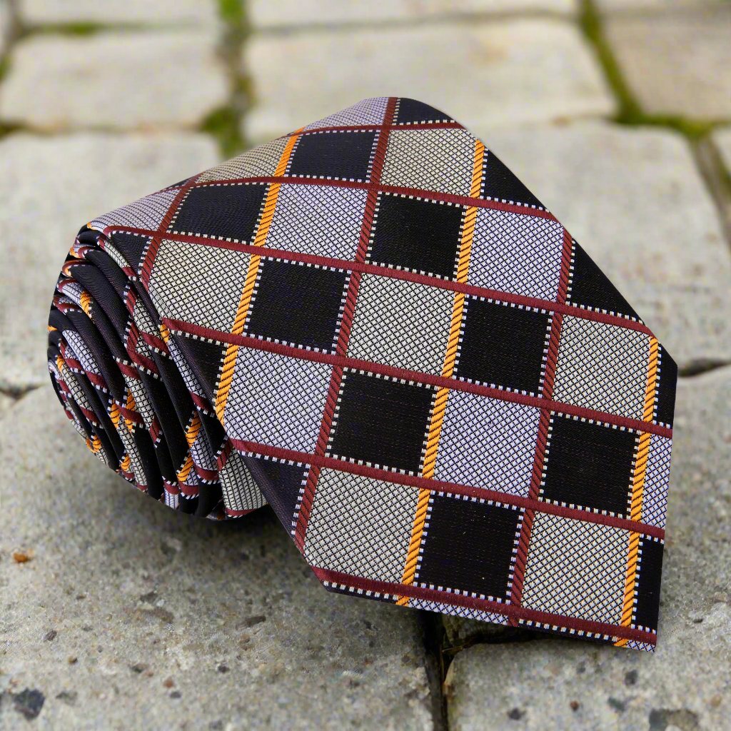 Vital Diamonds Necktie