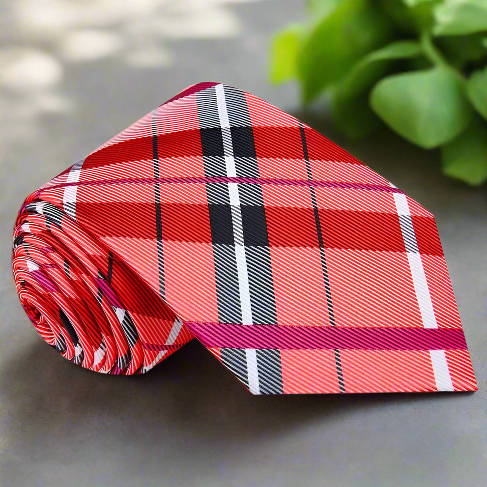 Colbridge Plaid Necktie