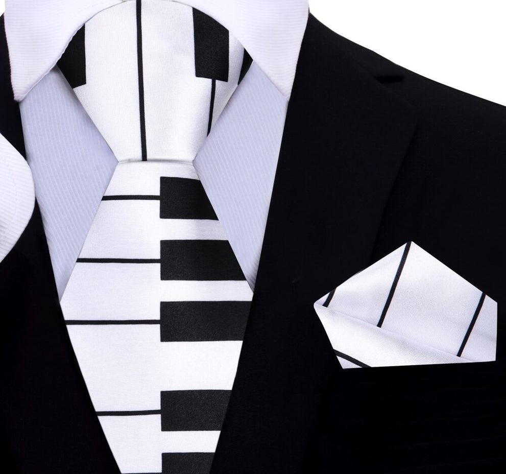 Piano Keyboard Tie
